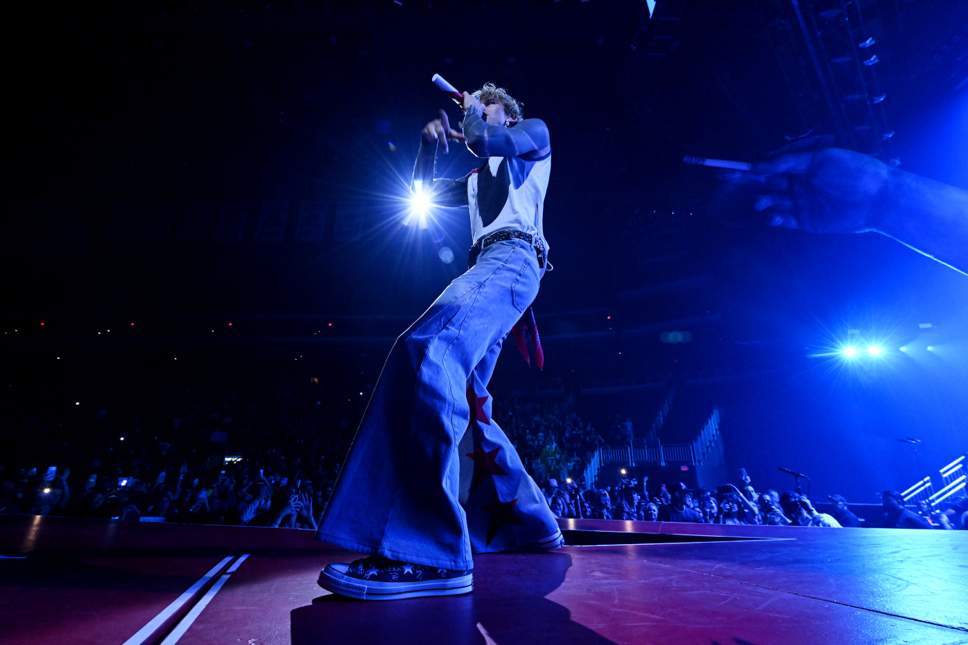 Review: MGK was versatile and dynamic at Phoenix tour kick-off show