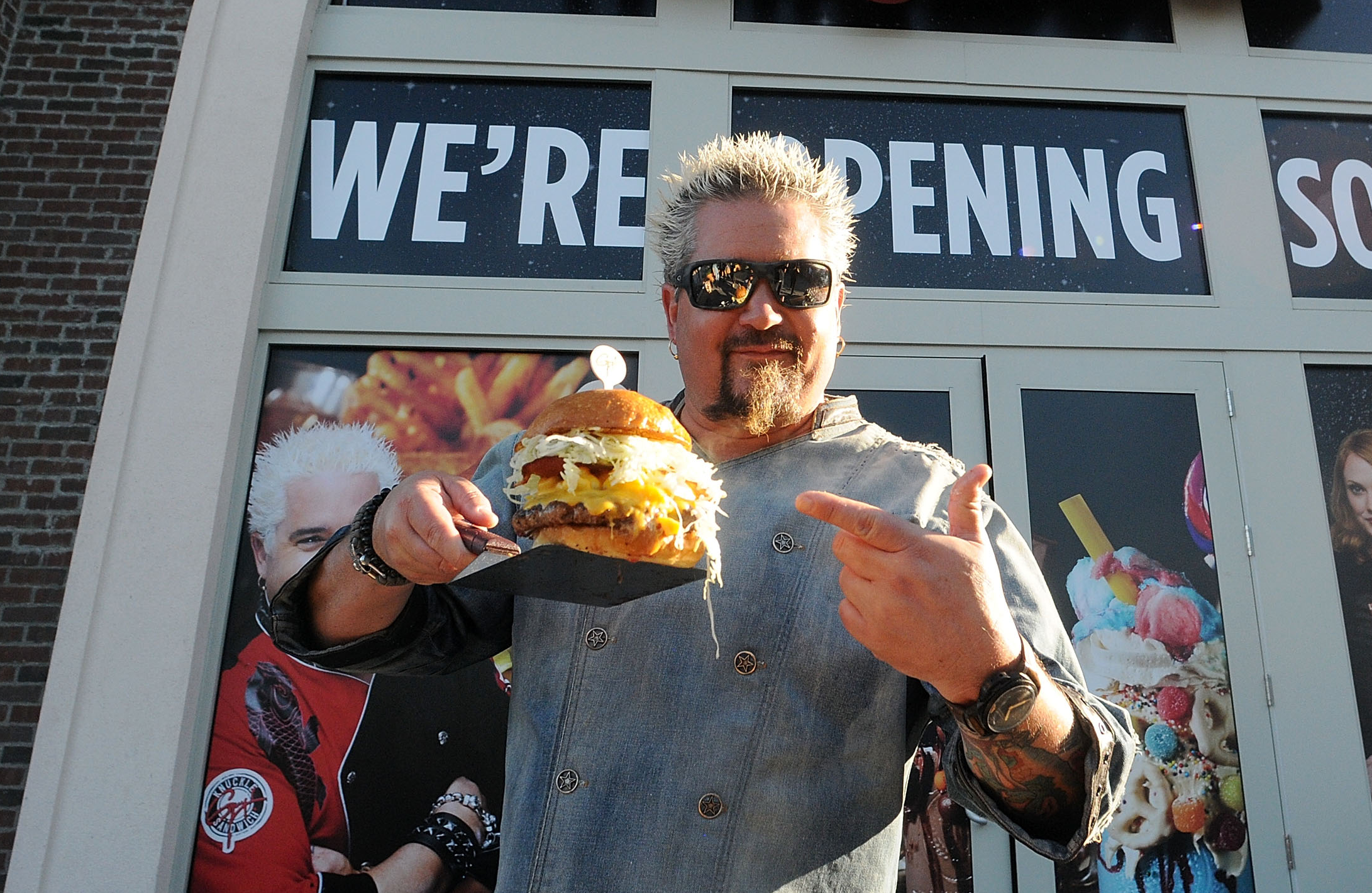 Guy Fieri's newest restaurant lands at Phoenix airport